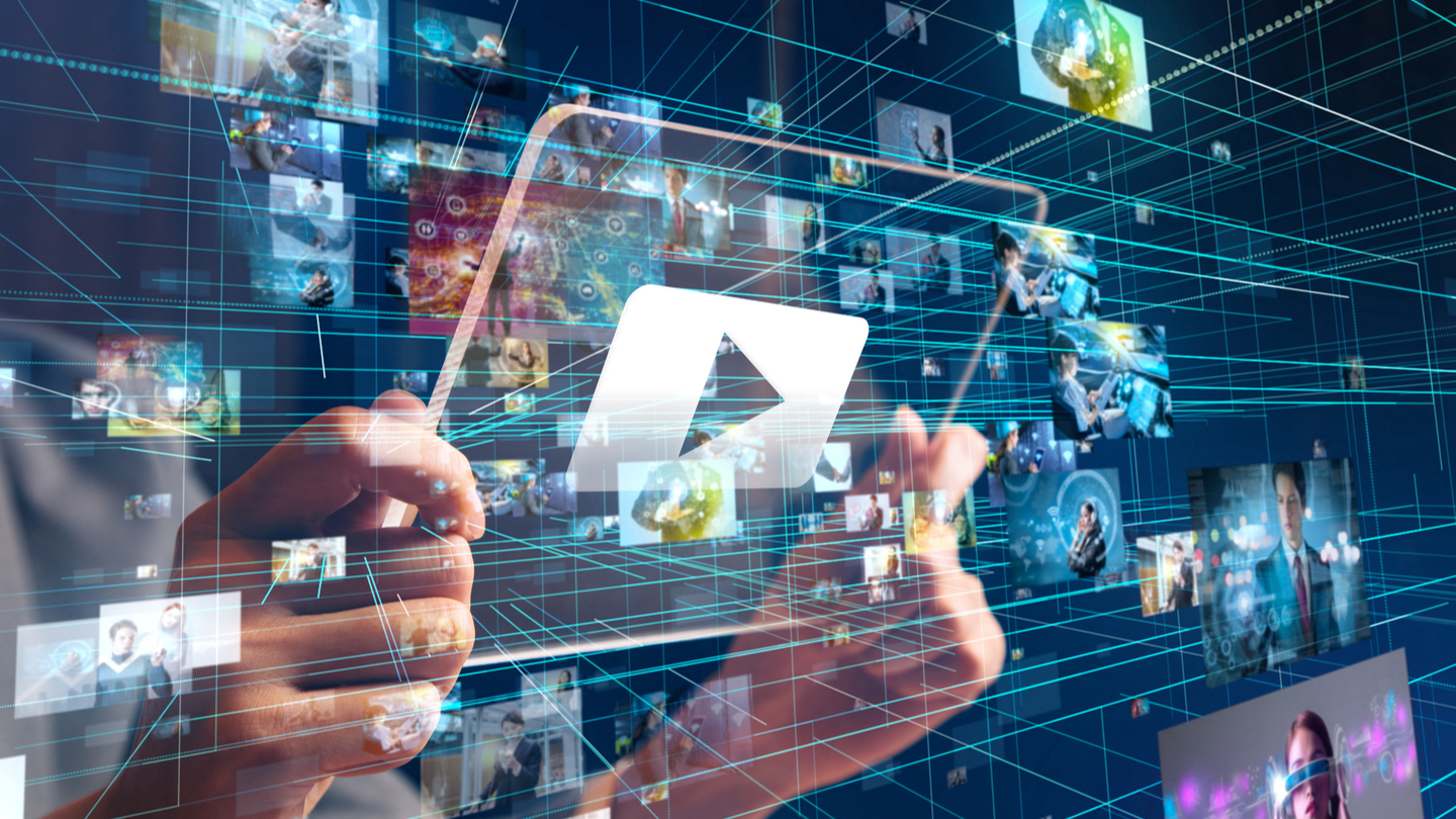 Automation vs Personalization: What SmartReply on YouTube Means for ...