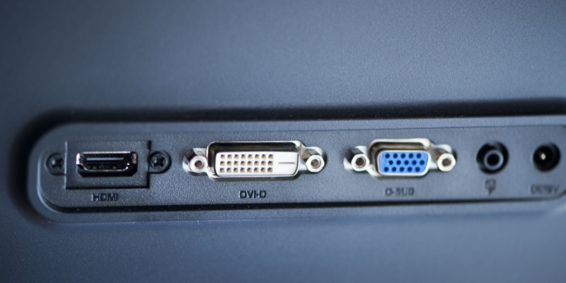 DVI vs. VGA: 4 Key Differences | Spiceworks - Spiceworks